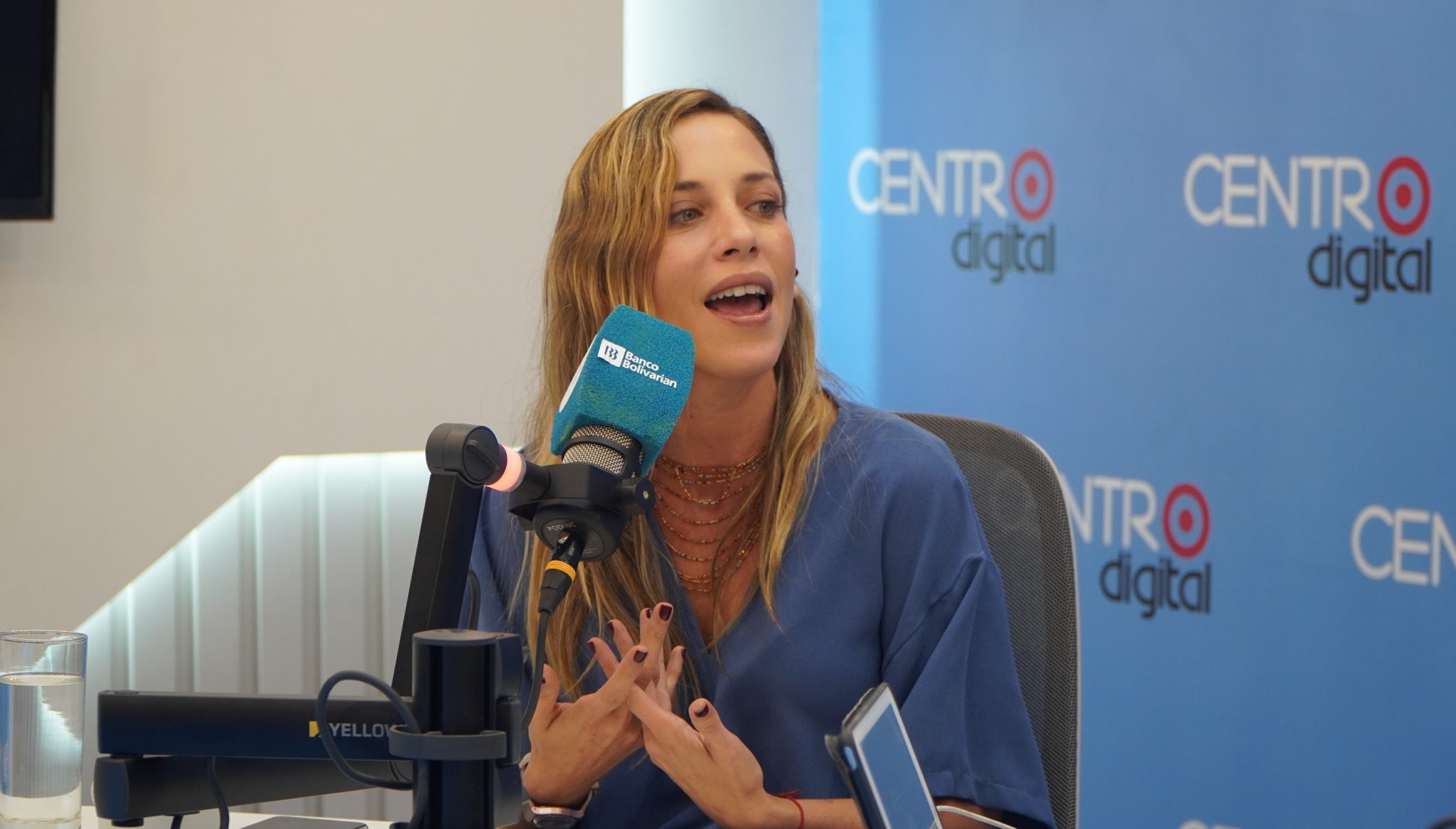 Andrea González confirma que será candidata presidencial - Centro 101.3 ...