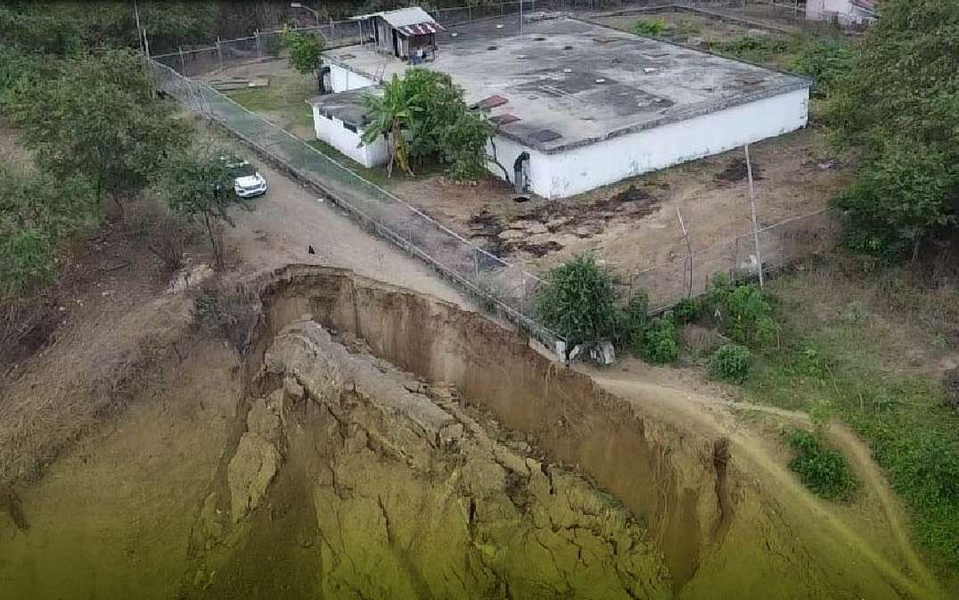 Aludes han provocado inestabilidad en el sitio del reservorio.